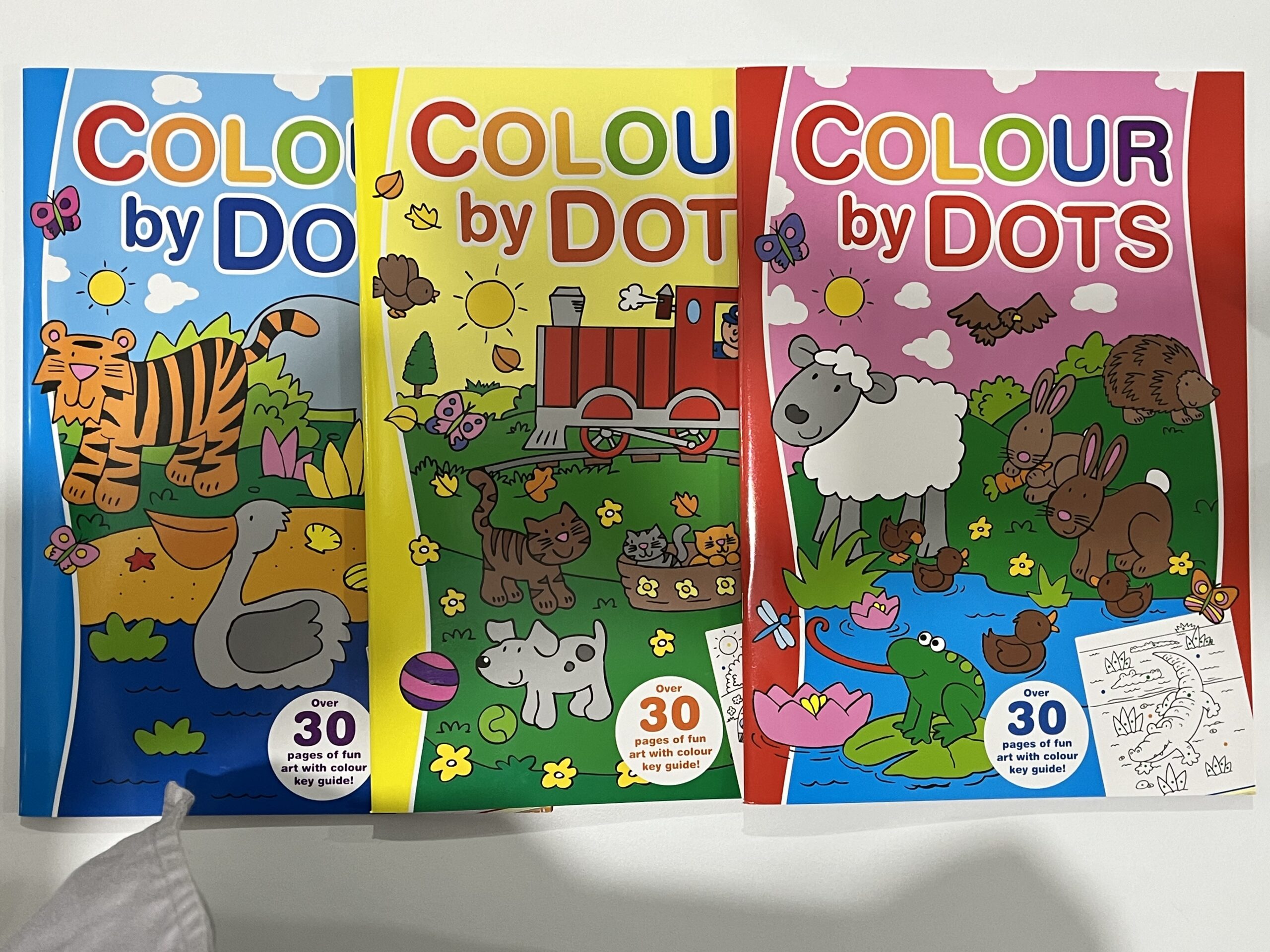 COLOUR BY DOTS: SOLD SINGLES AND IN PACK OF 3 ASSORTED TYPES – Andil ...